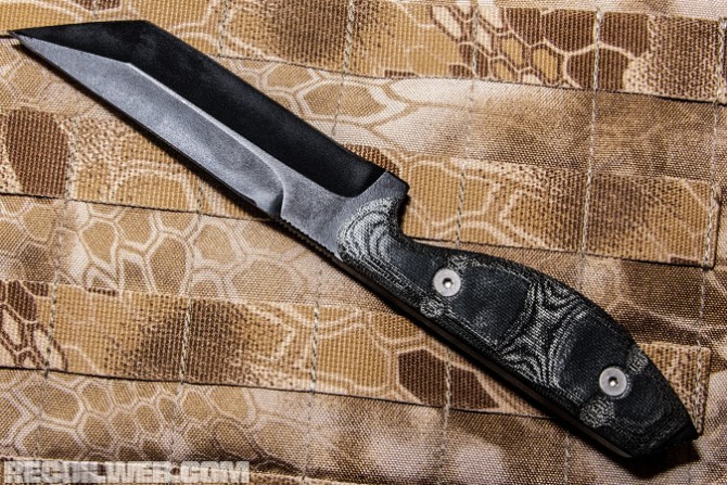 Saturday Night Blade Porn: the Kalanu Fighter | RECOIL