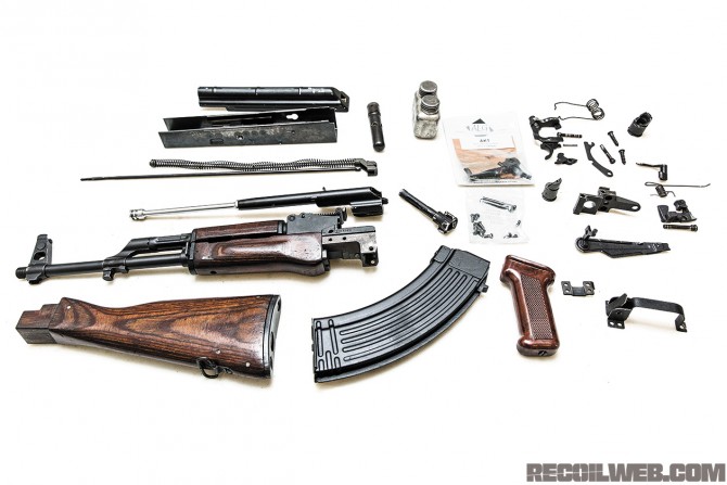 AKM Build Project: From Poland With Love | RECOIL