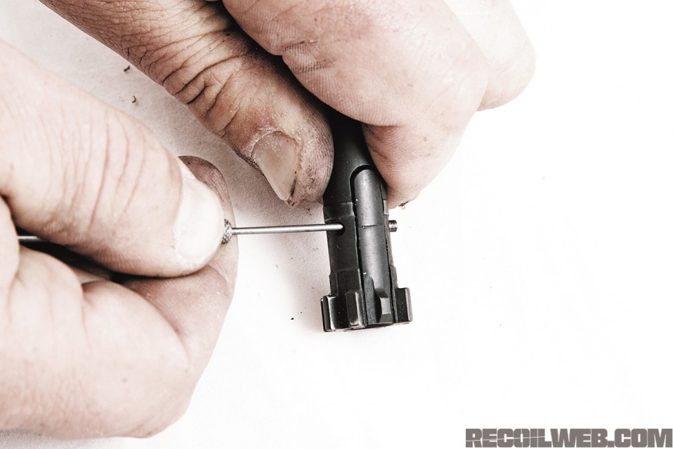 AR-15 Bolt Rebuild | RECOIL