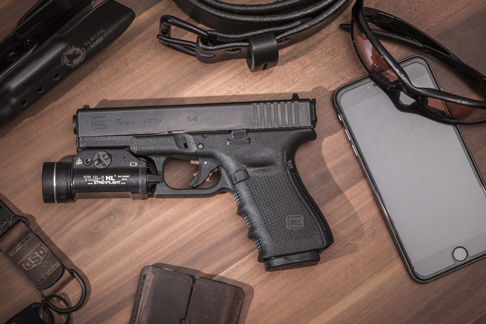 Monday Morning Carry: Gear for a Glock 19 | RECOIL