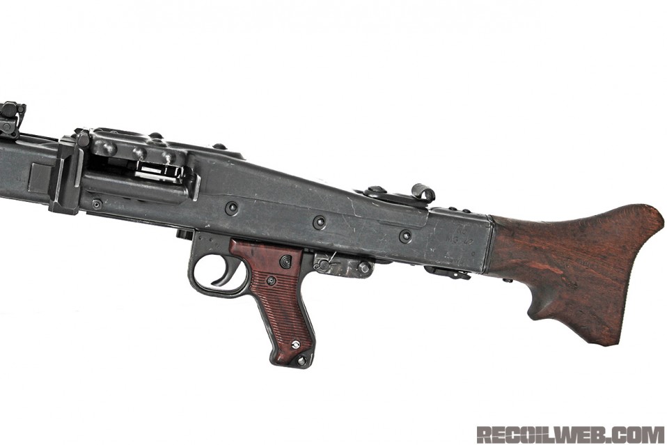 MG42 Machine Gun: Hitler's Buzzsaw Still Awes | RECOIL