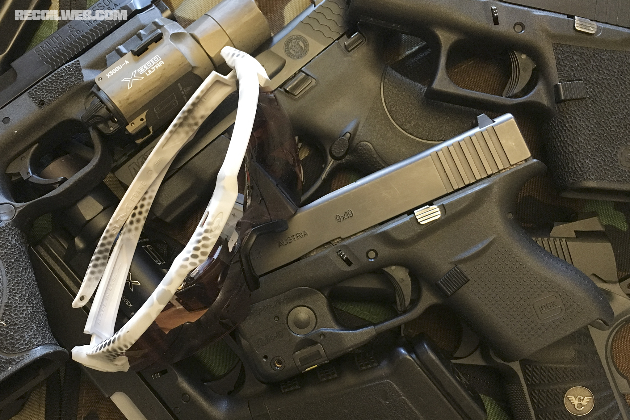 RECOIL Web Editor Scavenger Hunt 1- Custom Oakley Style | RECOIL