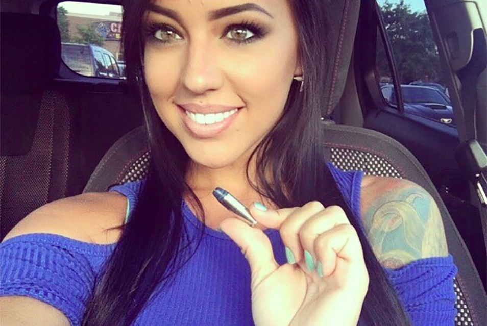 Hot-Brass-Alex-Zedra-3 114616 on October 11, 2016 | RECOIL