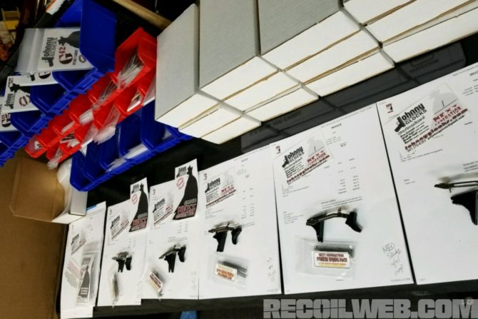 Johnny Custom Glocks - The Glock Whisperer | RECOIL