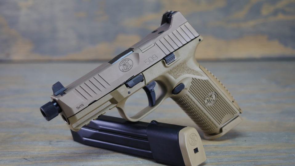 The FN 509 Tactical Wins Handgun of the Year from NASGW-POMA | RECOIL