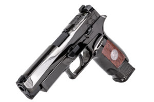 Sig Sauer Builds Ceremonial M17 for Tomb of the Unknown Soldier Guards ...