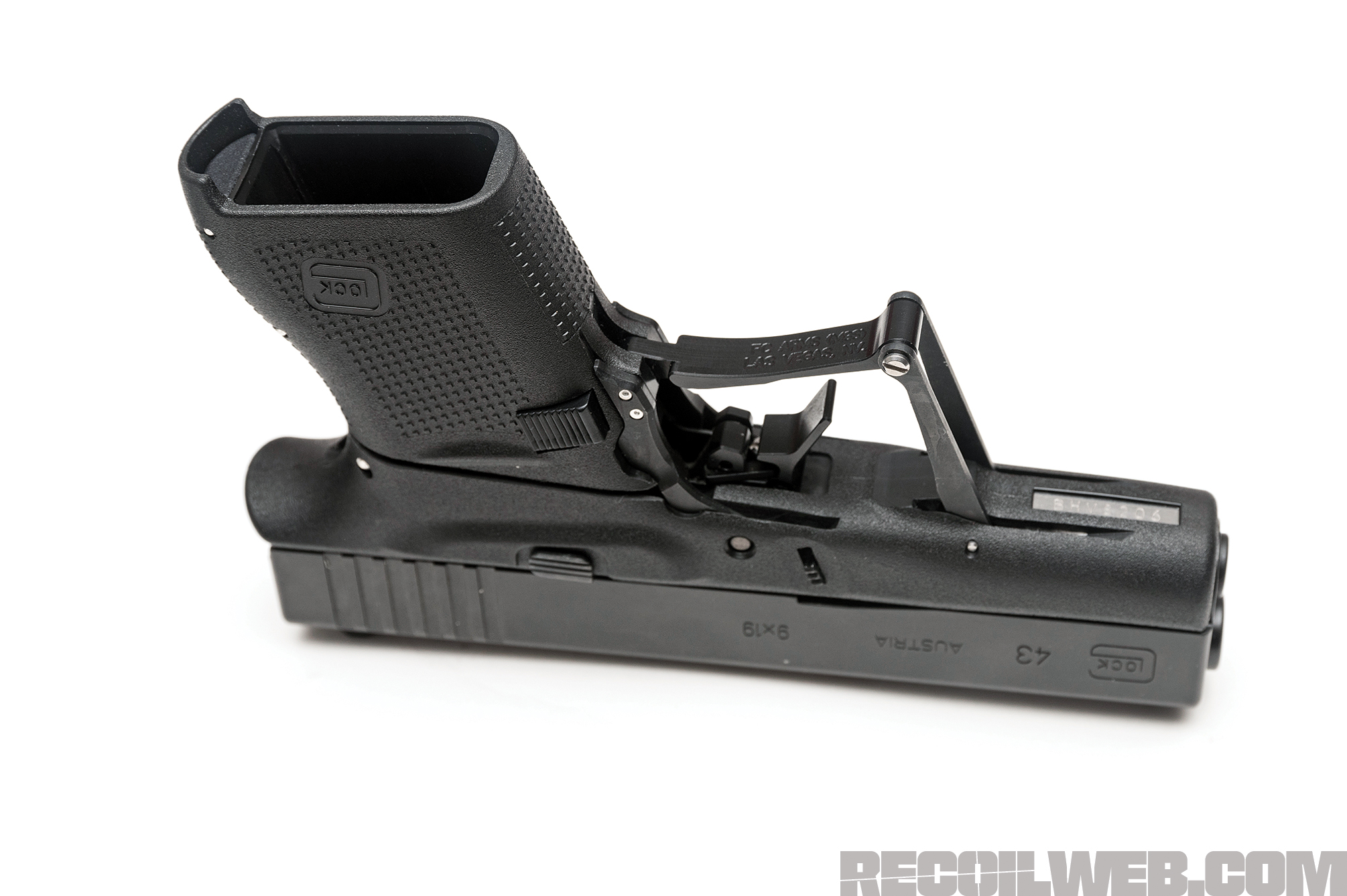 Review: The Folding Full Conceal Glock | RECOIL