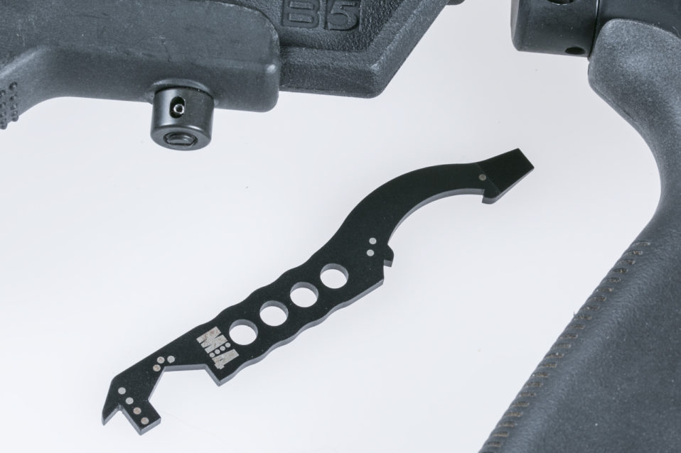 The M:4 Multitool Is So Small You’ll Forget About It Until You Need It ...