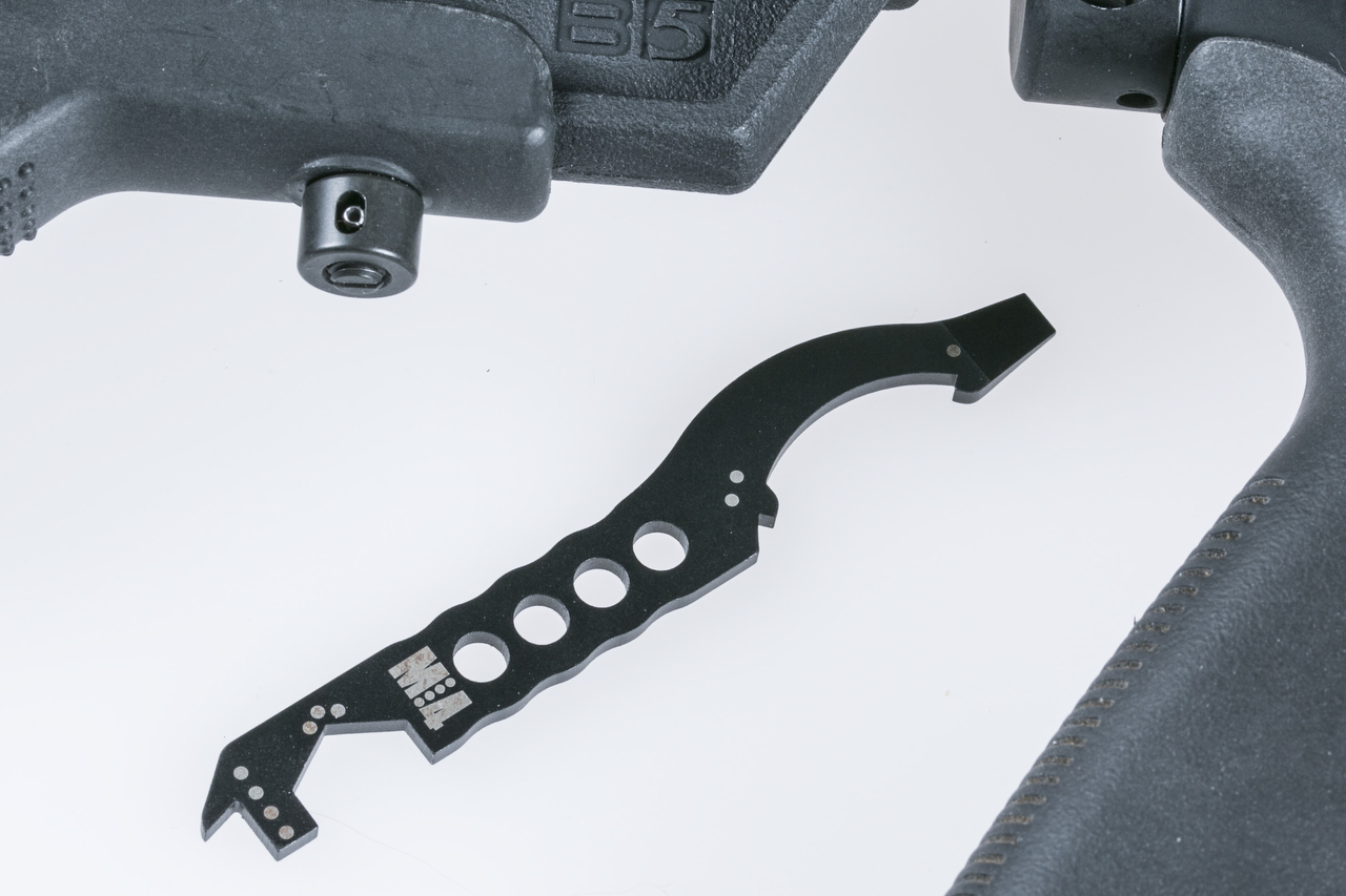 The M:4 Multitool Is So Small You’ll Forget About It Until You Need It ...