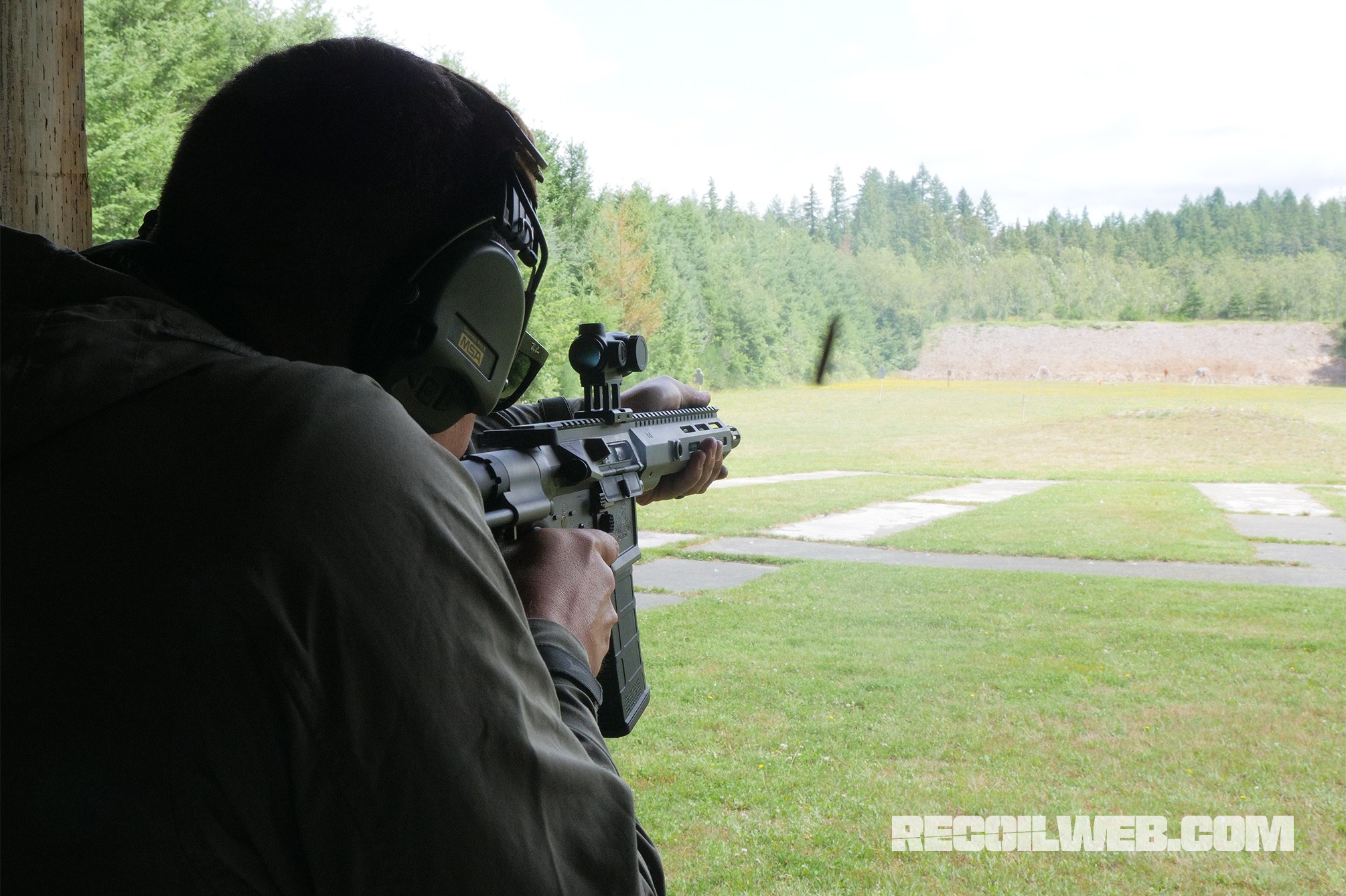 New Red Dot Sights Coming from Sun Optics | RECOIL