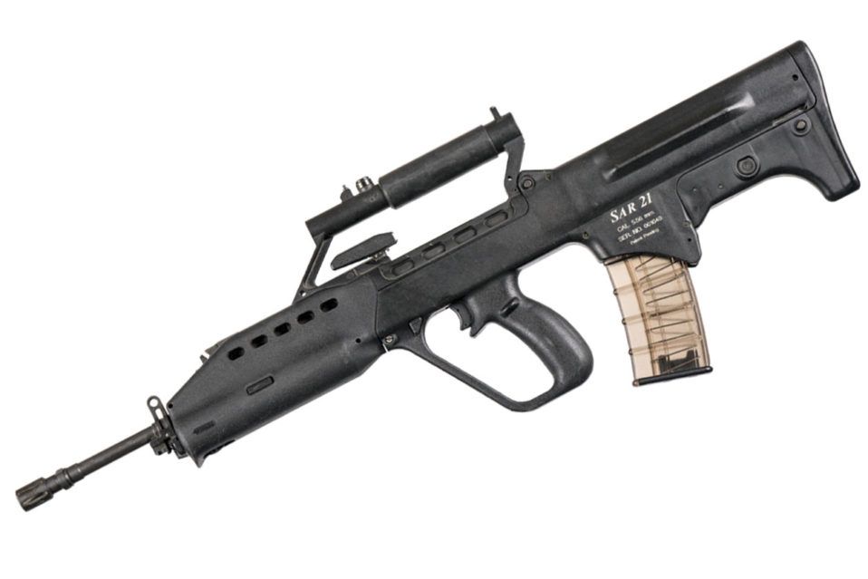 From Singapore with Love: Ultimax 100 Mk8 LMG, SAR-21 Bullpup | RECOIL