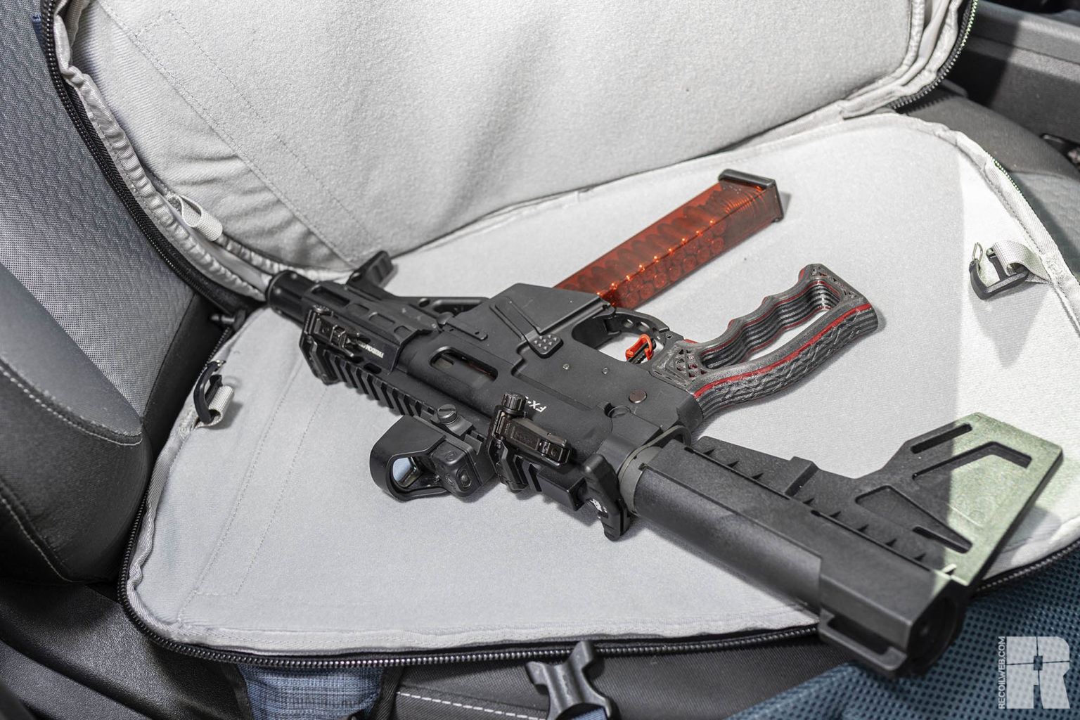 Review: Freedom Ordnance FX-9 | RECOIL