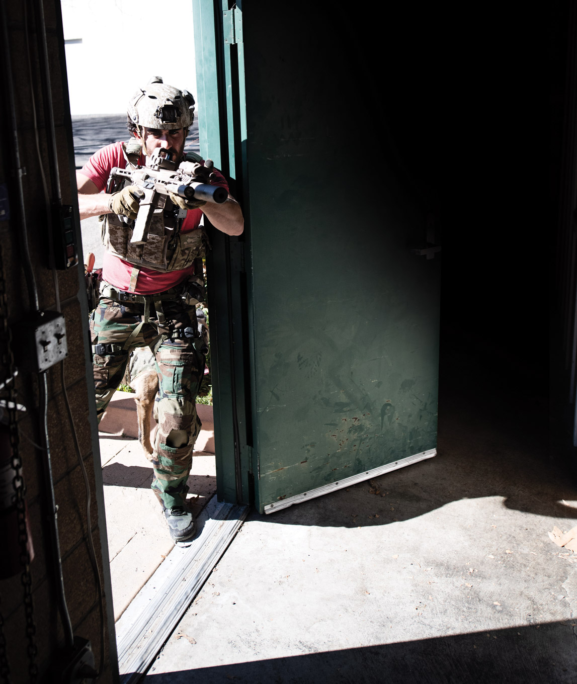 Guns and Gear of CBS SEAL Team | RECOIL