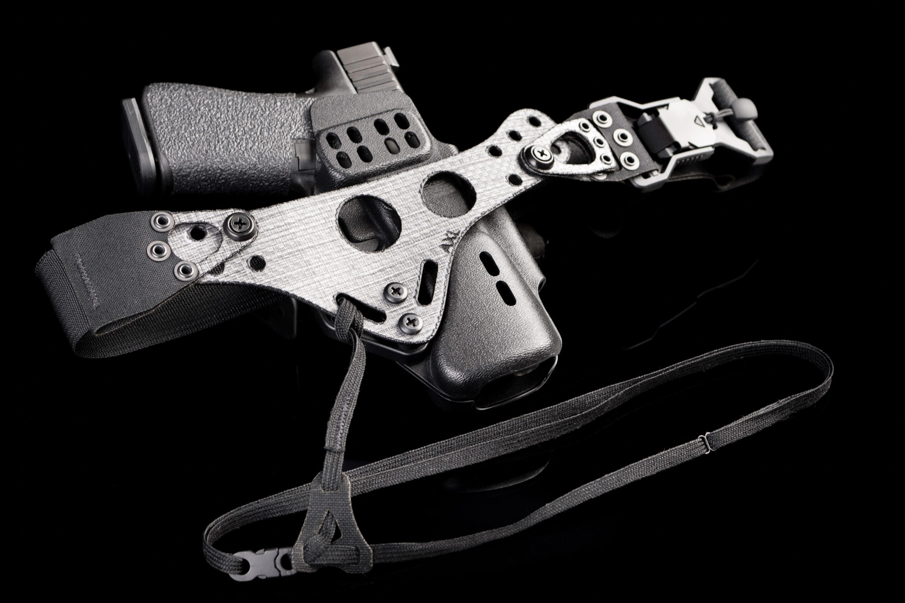 PHLster Enigma: Concealed Carry, No Matter the Wardrobe | RECOIL