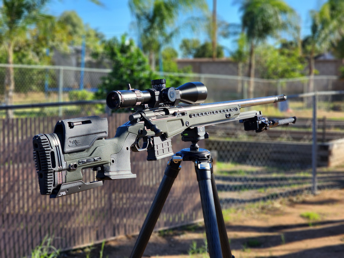 JAE-700 G4 Chassis: The King Is Back [Hands-On Review] | RECOIL