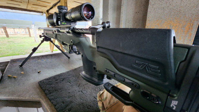 JAE-700 G4 Chassis: The King Is Back [Hands-On Review] | RECOIL