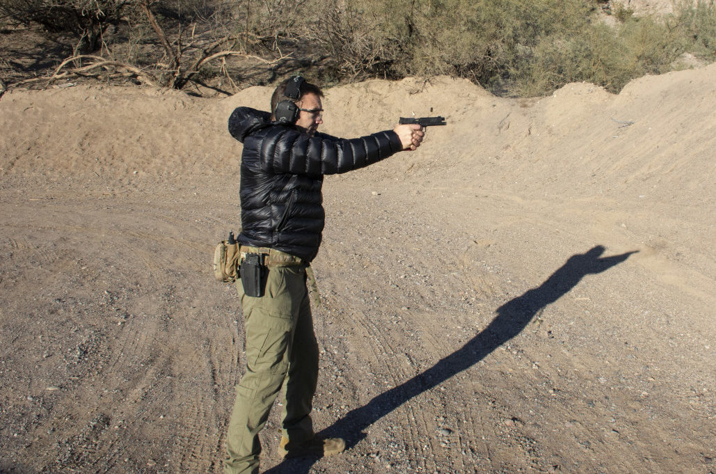 Dan Wesson DWX: The Best Of Two Worlds? [Hands-on Review] | RECOIL