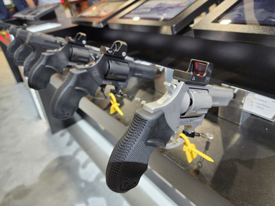 NEW Taurus 856 & 605 T.O.R.O. Micro Red Dot Equipped Revolvers [SHOT ...