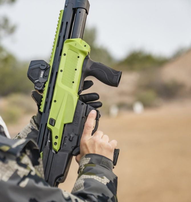 Science-Fiction Scattergun: Smith & Wesson MP12 Bullpup Shotgun [Review ...