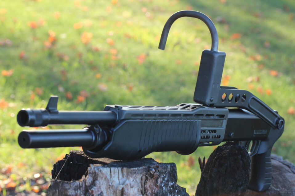Franchi SPAS 12 Autoloading Shotgun: Clever Girl [Review] | RECOIL