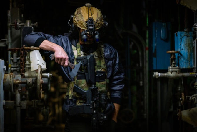 Gun Porn: How To Take The Perfect Picture Of Your Firearms [Complete ...