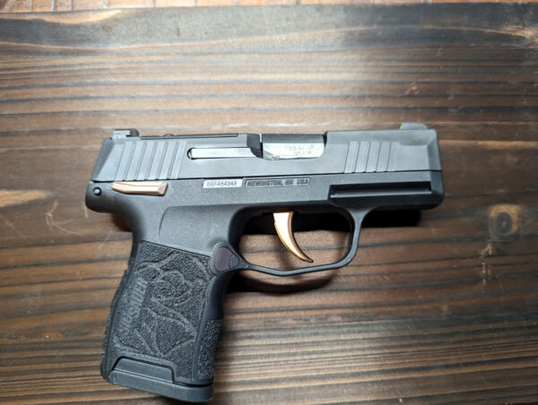 SIG Sauer Rose P365: The Best Woman's Carry Gun? | RECOIL