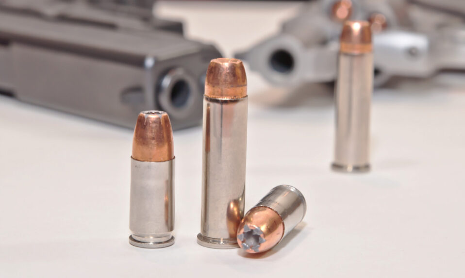 38 Special Vs 357 Magnum: Complete Guide | RECOIL