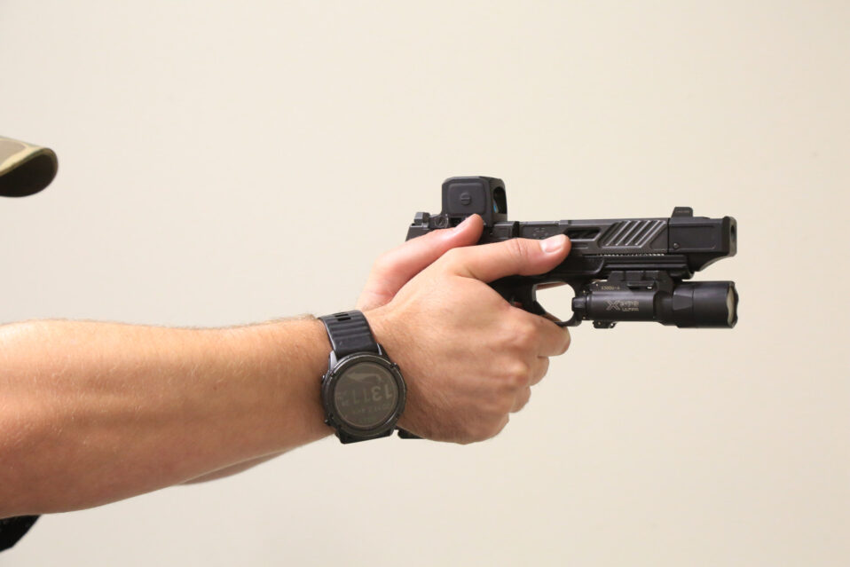 Trijicon RMR HD & RCR: The Next Generation of Pistol Dots [Hands-On ...