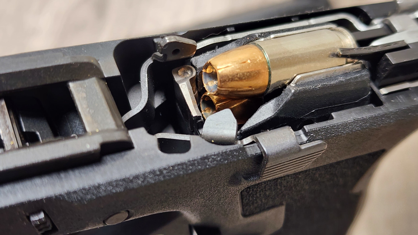 GOSAFE Mobile Mag: Locked, Loaded, And Safe | RECOIL