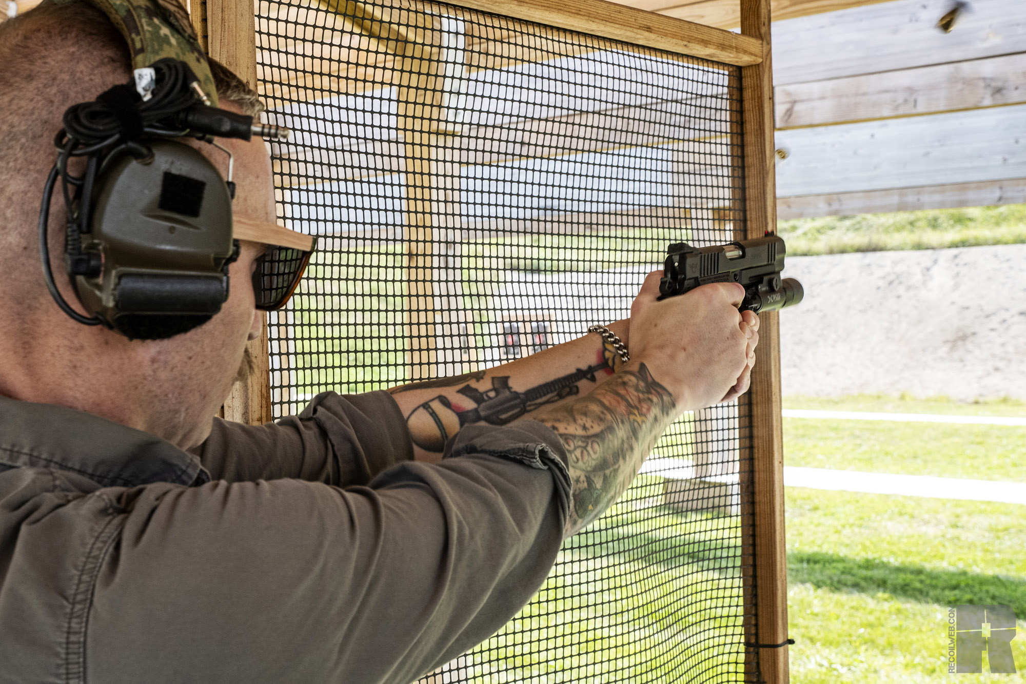 Review: Railed-Up Wilson Combat SFT9 | RECOIL