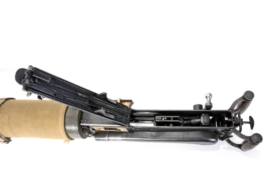 Vickers MkI Machine Gun: The Grand Old Lady of No Man’s Land | RECOIL