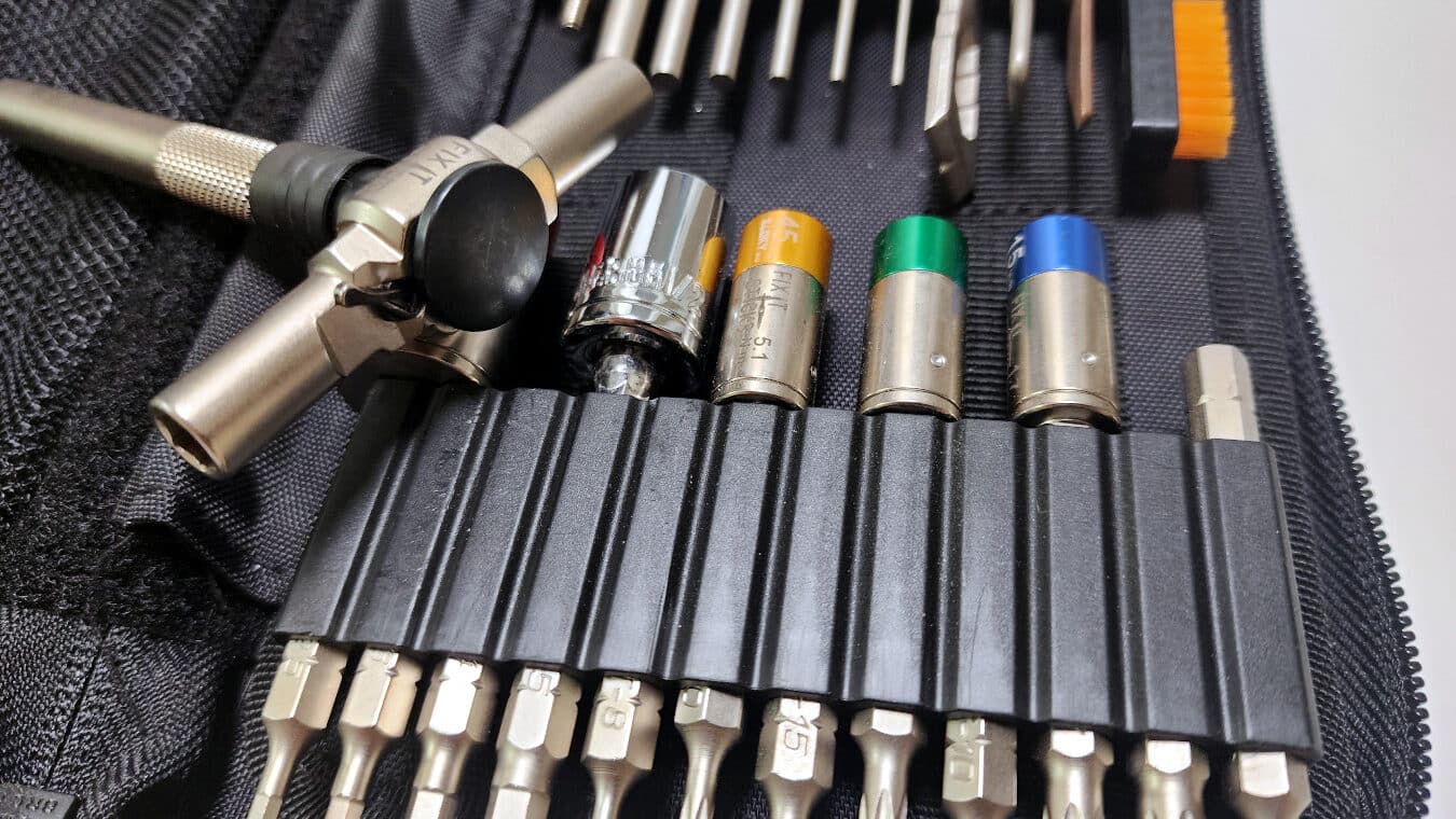 FixIt Sticks: One Tool Kit To Rule Them All | RECOIL