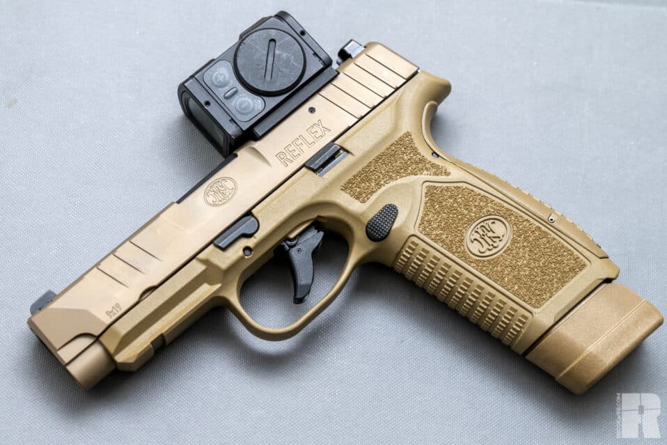 The Balance Dance: FN Reflex XL MRD | RECOIL