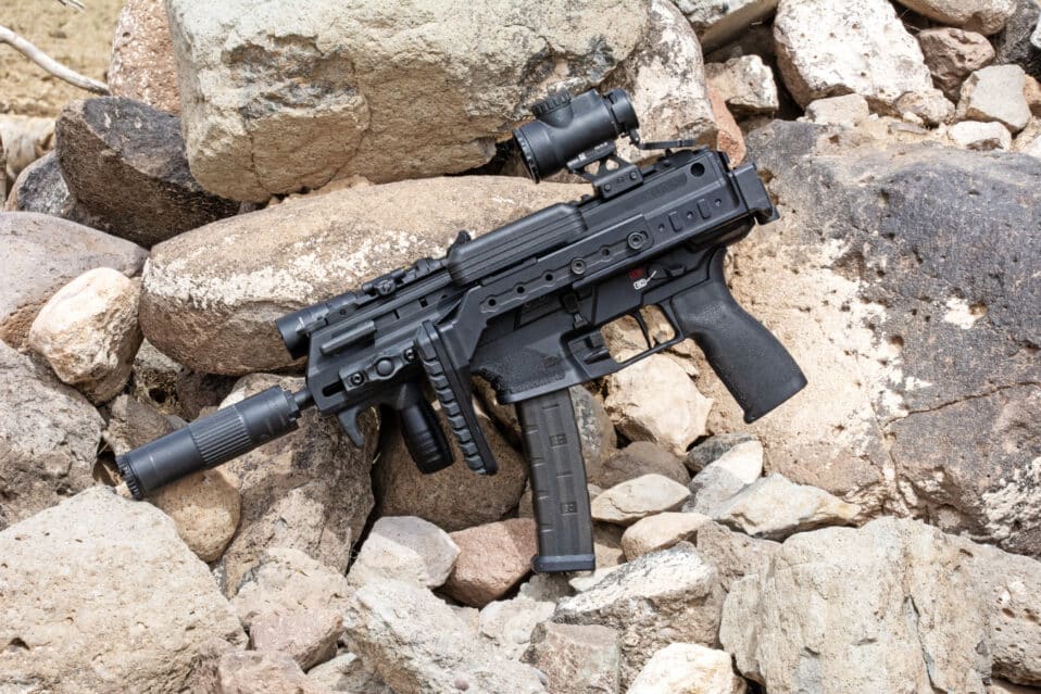Springfield Armory KUNA: A Modern Roller-Delayed 9mm Carbine for a ...