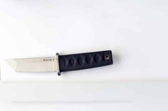 Best Tanto Knives For EDC [Buyer's Guide 2025] | RECOIL